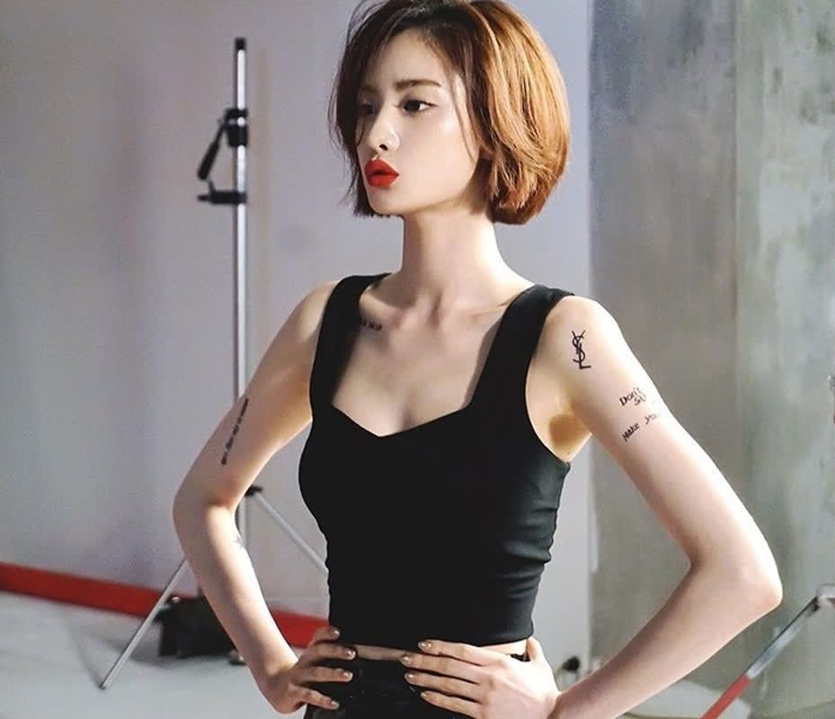 얼굴도 예쁜데 171cm에 49kg 여신 몸매 가진 여배우